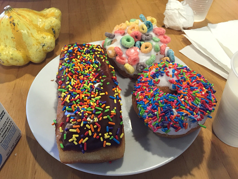 2024YoYo Donuts-旅游攻略-门票-地址-问答-游记点评，明尼通卡旅游旅游景点推荐-去哪儿攻略