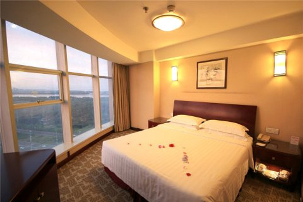 日照海滨度假酒店热度榜-2024日照旅游榜单-日照必体验-自助游攻略-去哪儿攻略